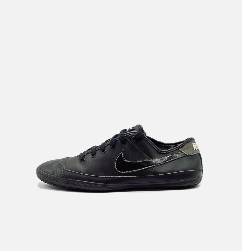 Nike Flash – Shuffle