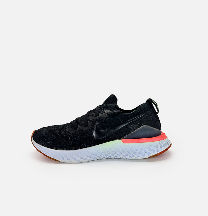 Nike Epic React – Shuffle